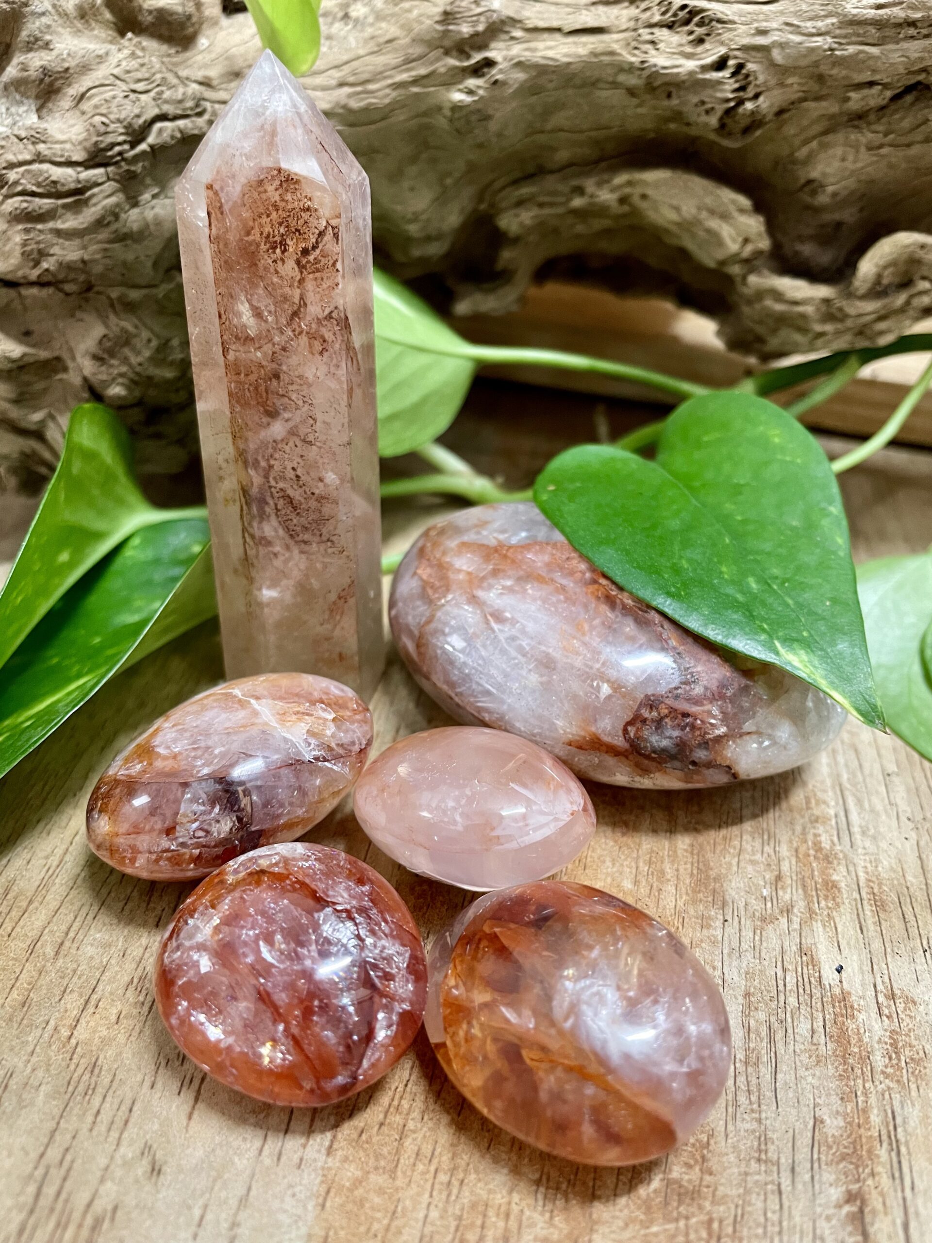 Red Healer (FireQuartz) Palm stones small – Witch Way Australia