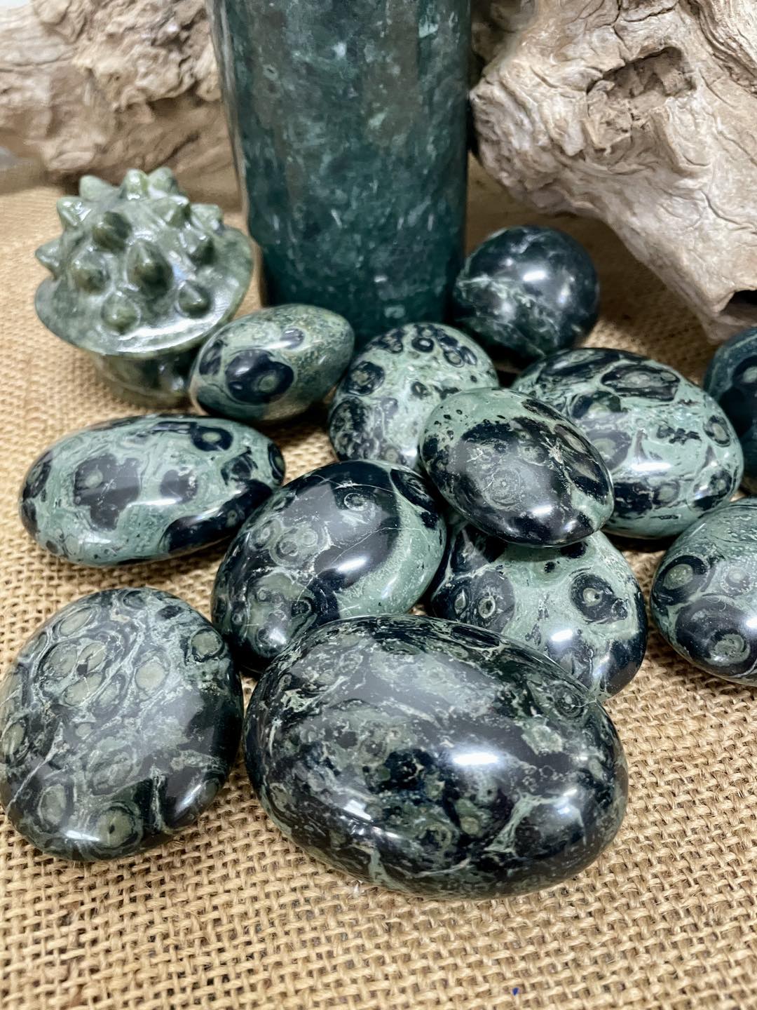 Kambaba Palm Stones – Witch Way Australia